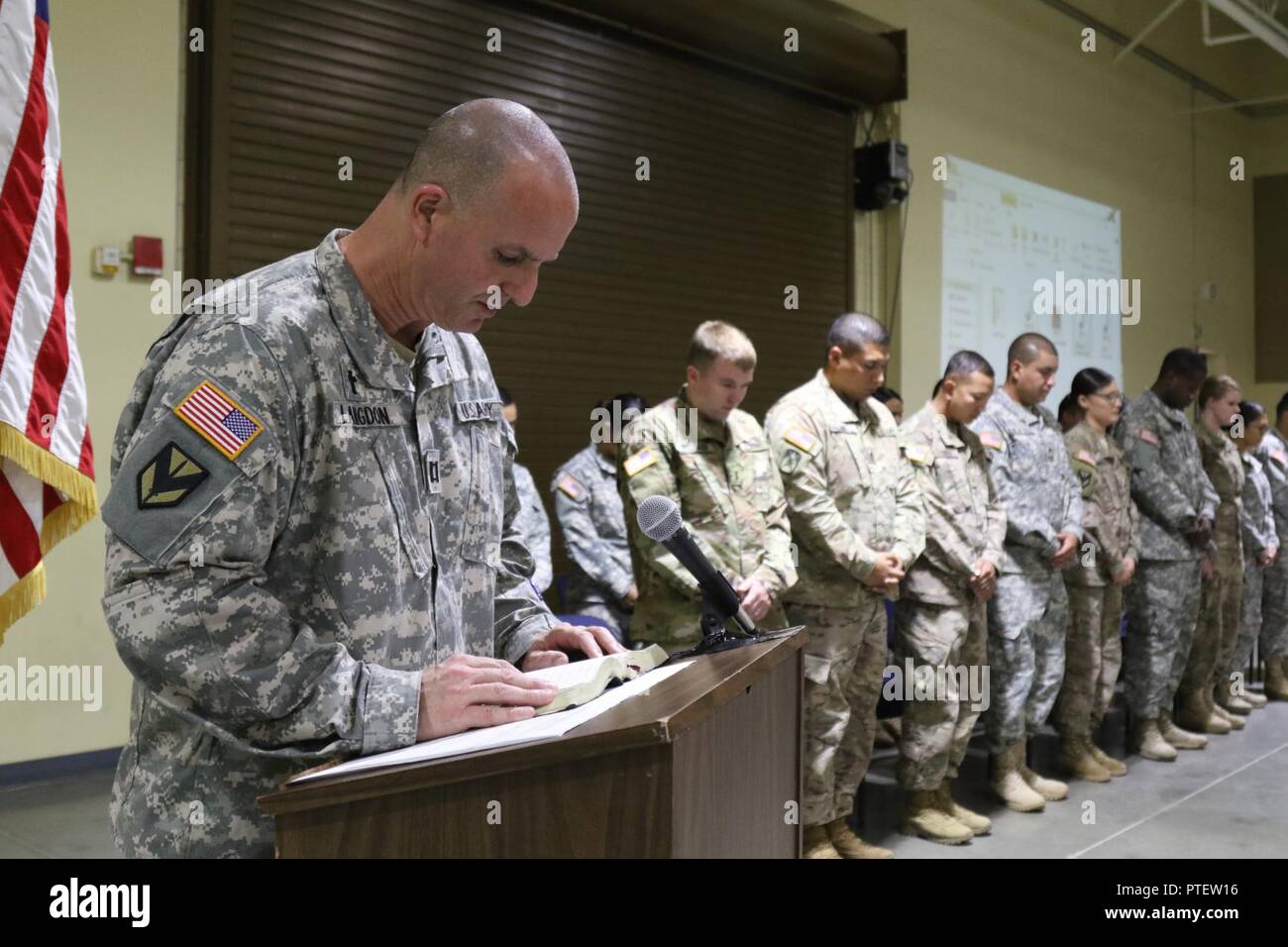 304th sustainment brigade hi-res stock photography and images - Alamy