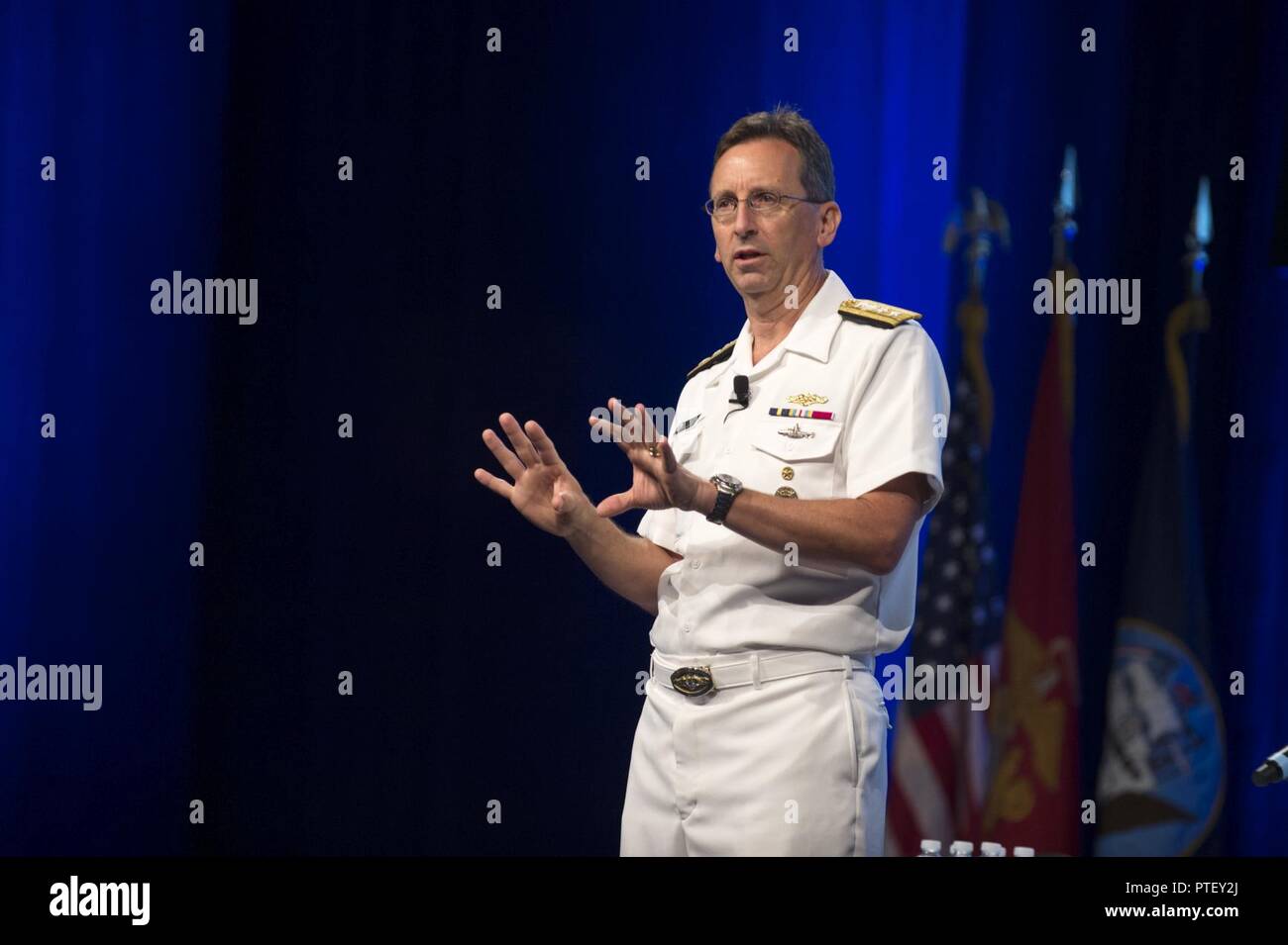 Walter hahn hi-res stock photography and images - Alamy