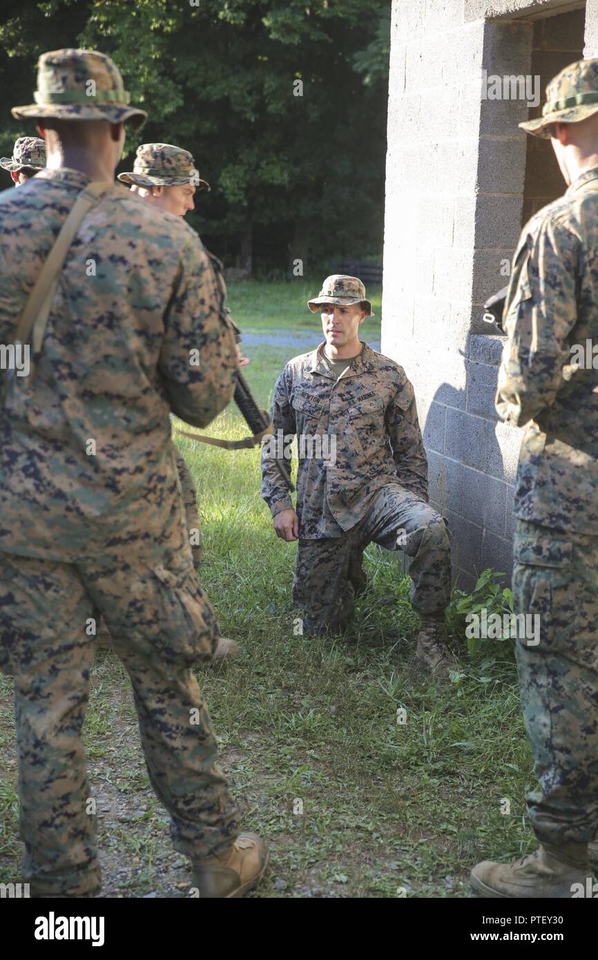 Marines with Marine Barracks Washington D.C. participate in Military ...