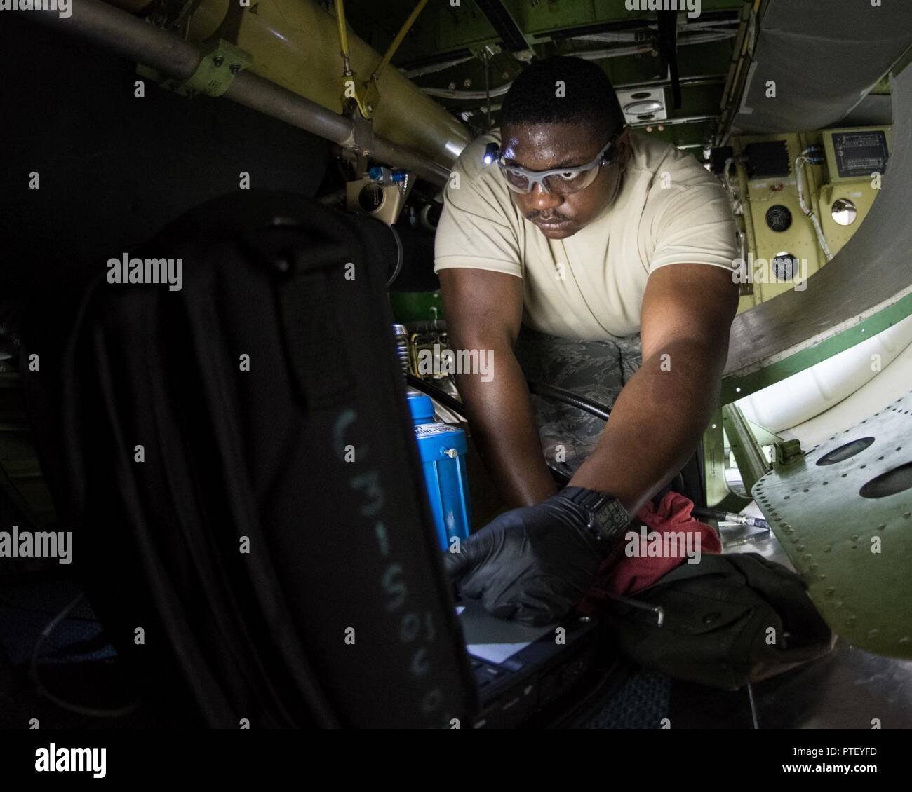U.S. Air Force Staff Sgt. Tyrone Bennett, an aircraft isochronal ...