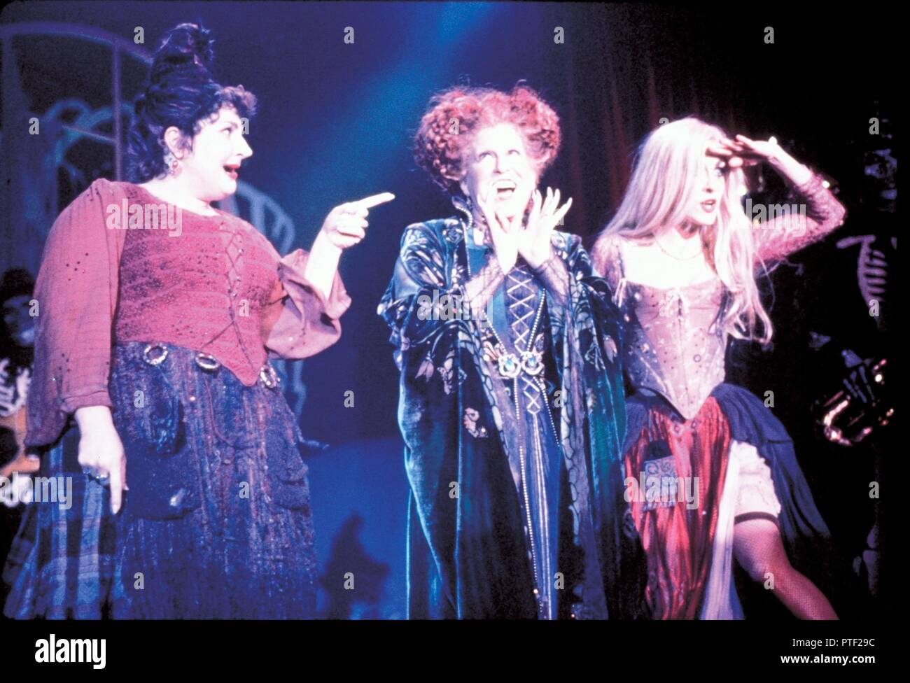 Hocus pocus sarah jessica parker hi-res stock photography and images ...