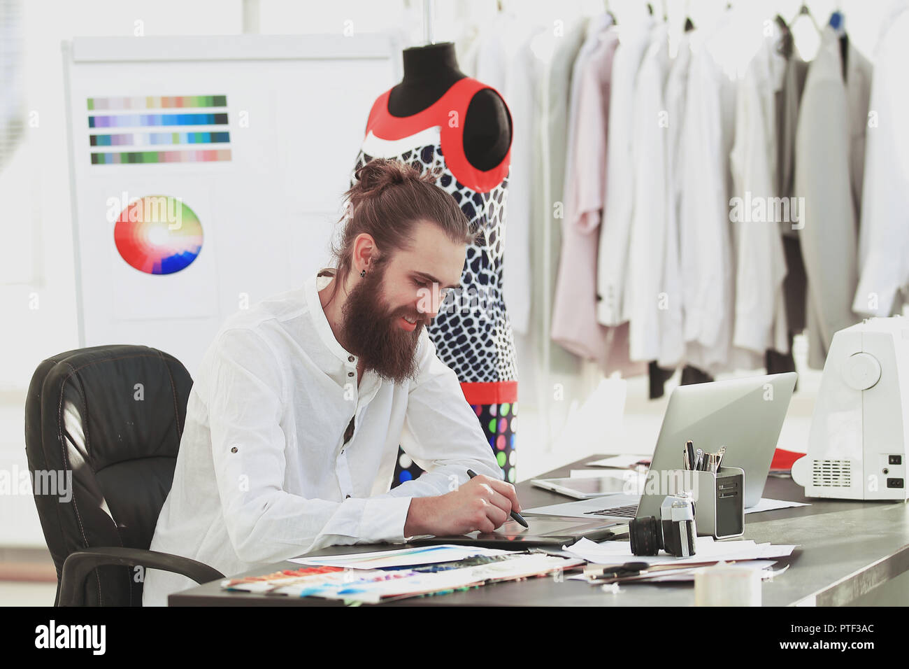 Male fashion designer working sketches hi-res stock photography and ...