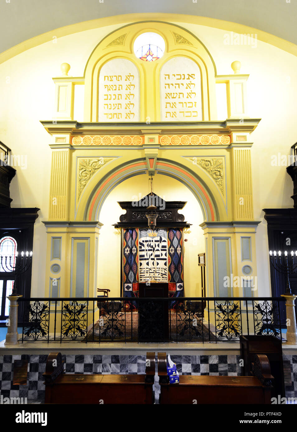 Ohel Leah Synagogue in Hong Kong Stock Photo - Alamy