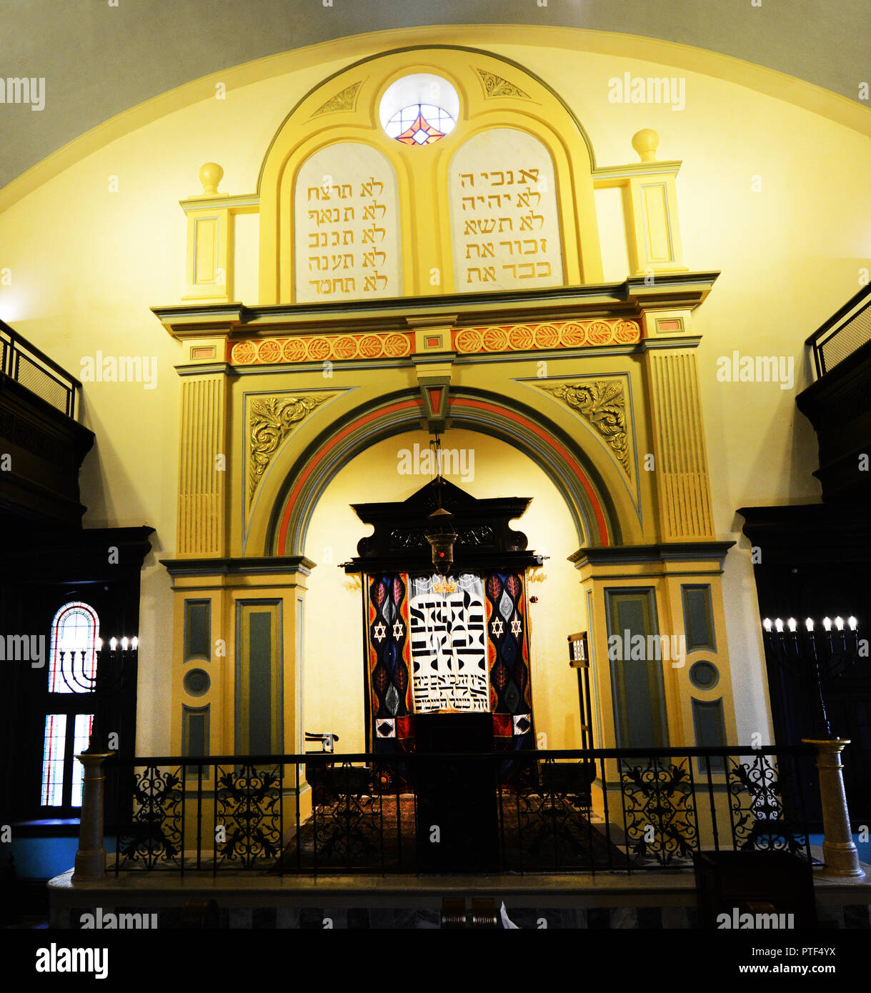 Ohel Leah Synagogue in Hong Kong Stock Photo - Alamy