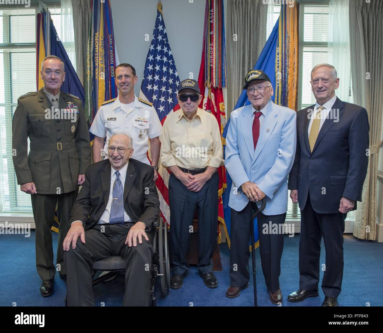 Survivors from the USS Arizona meet with military leaders at the ...