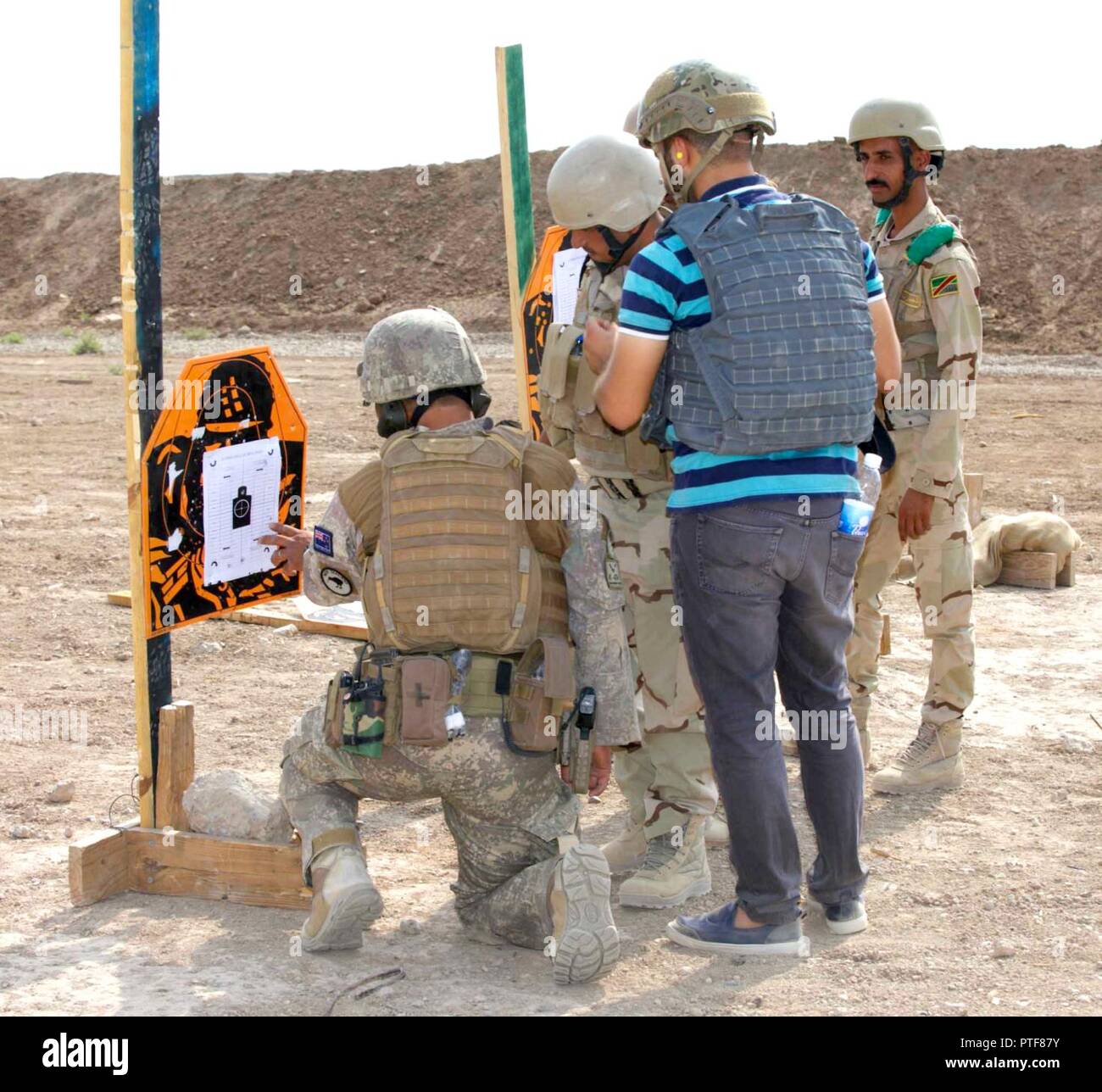 Zeroing a weapon hi-res stock photography and images - Alamy