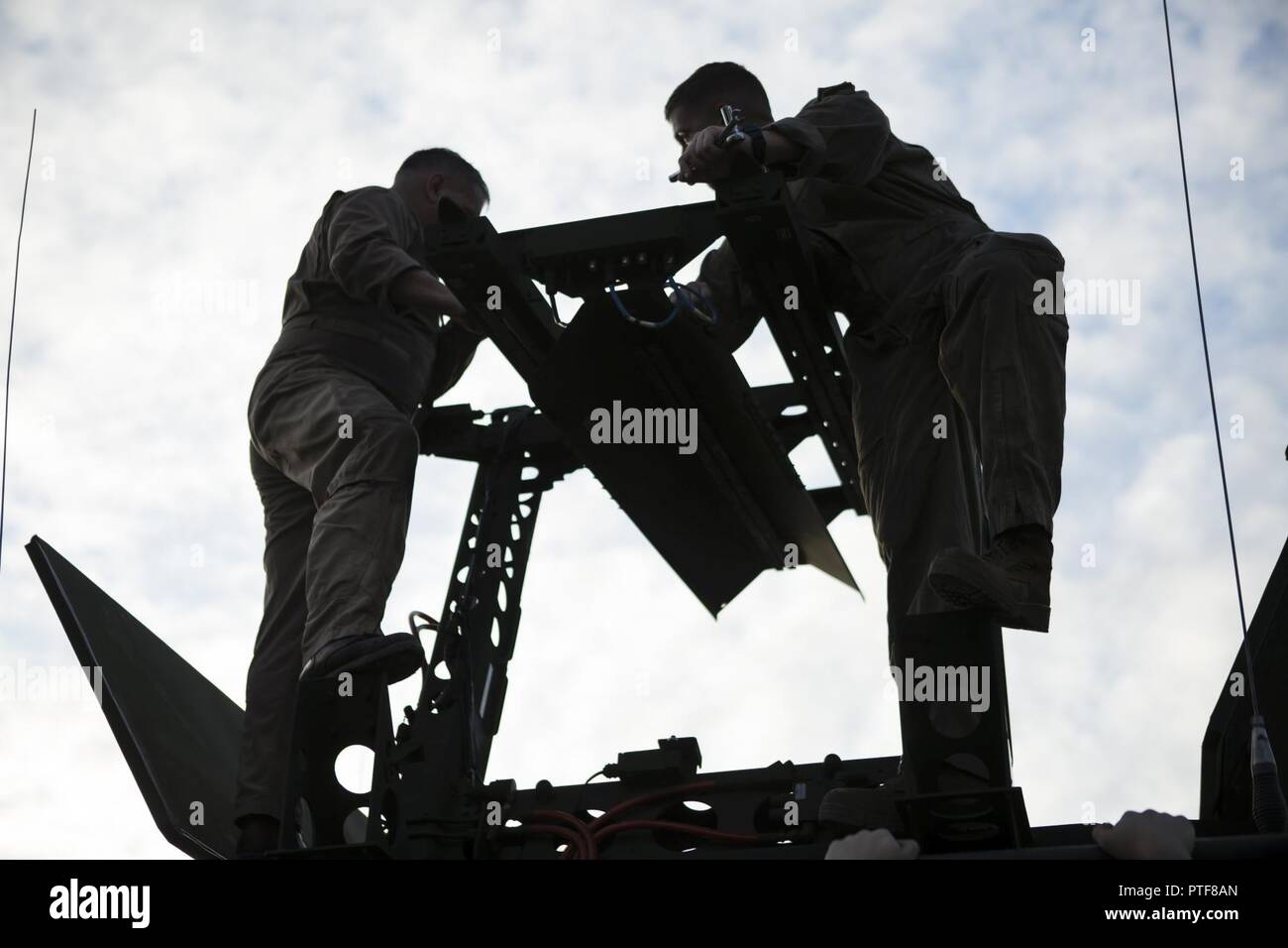 U.S. Marines with 2nd Assault Amphibian Battalion, 2nd Marine Division ...