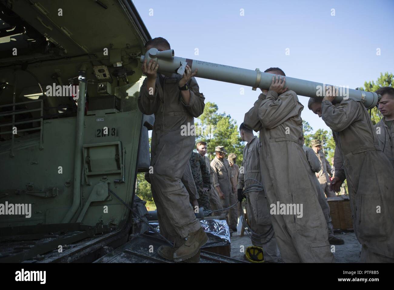 Mk22 mod 4 rocket hi-res stock photography and images - Alamy
