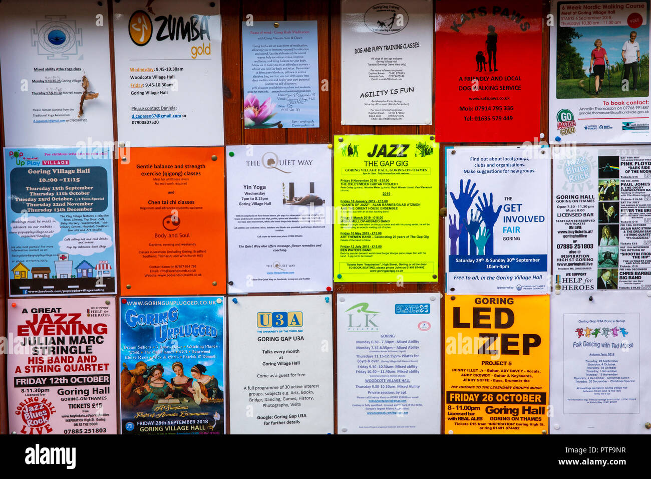 Noticeboard posters hi-res stock photography and images - Alamy