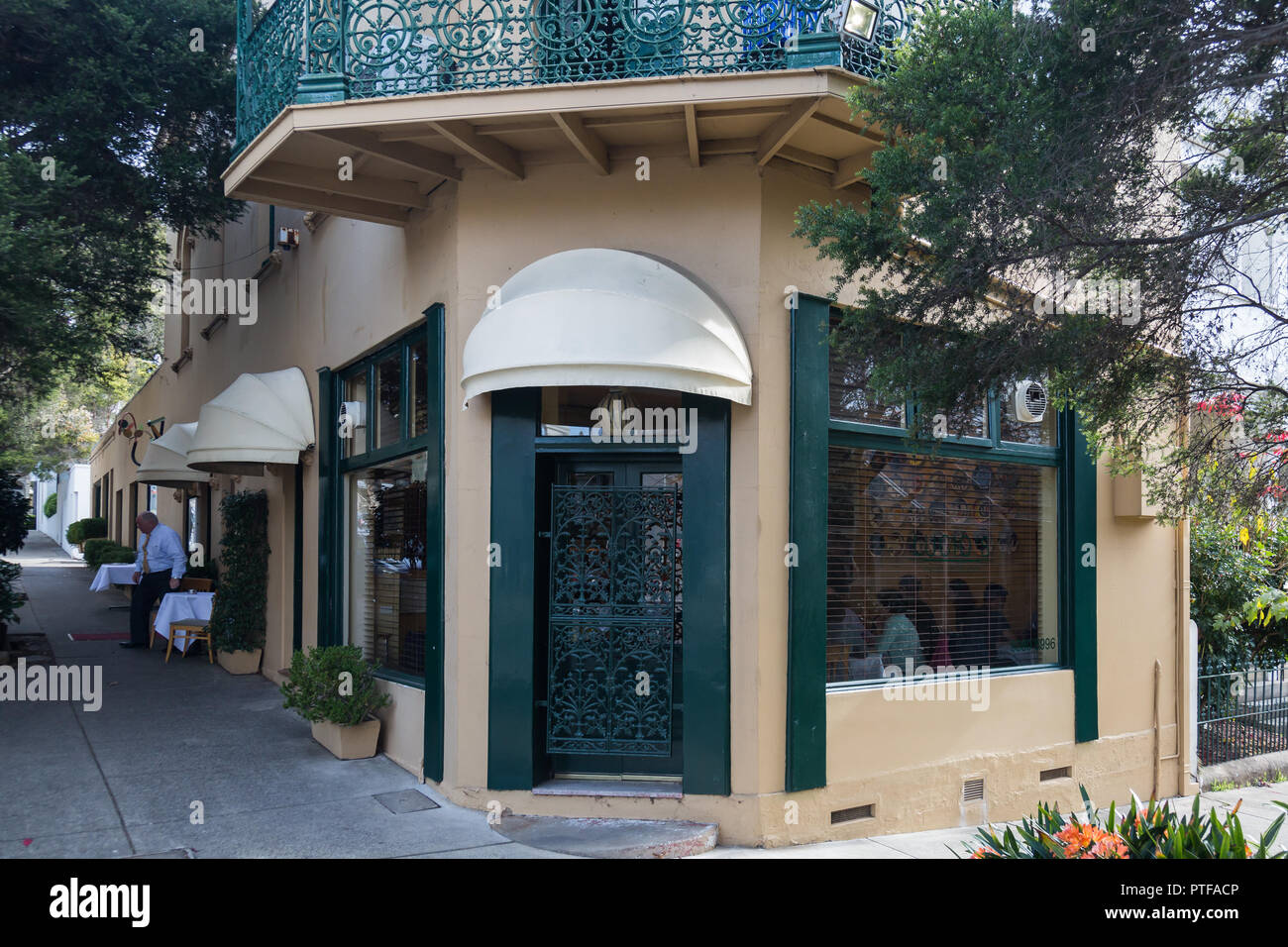 Lucios italian restaurant hi-res stock photography and images - Alamy