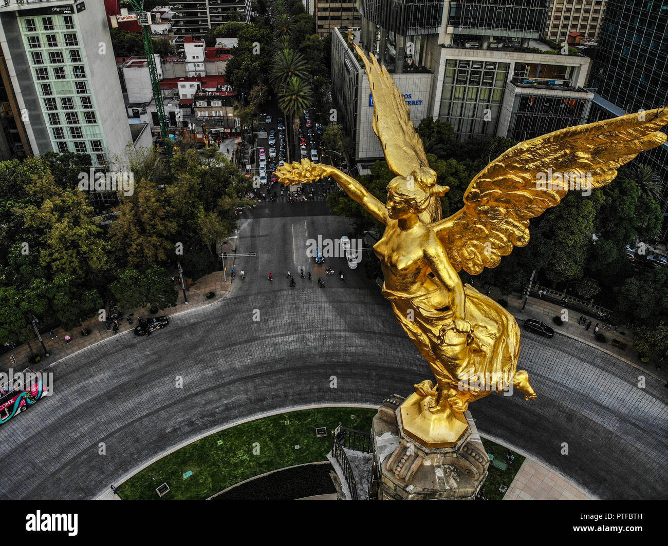 View area of Monument to the Independence of Mexico. The Angel or The ...