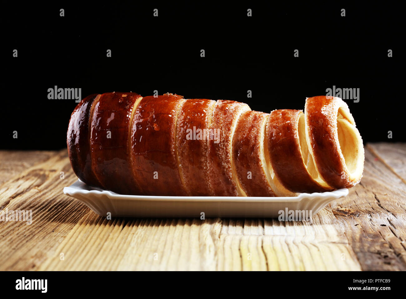 Chimney cake hi-res stock photography and images - Alamy
