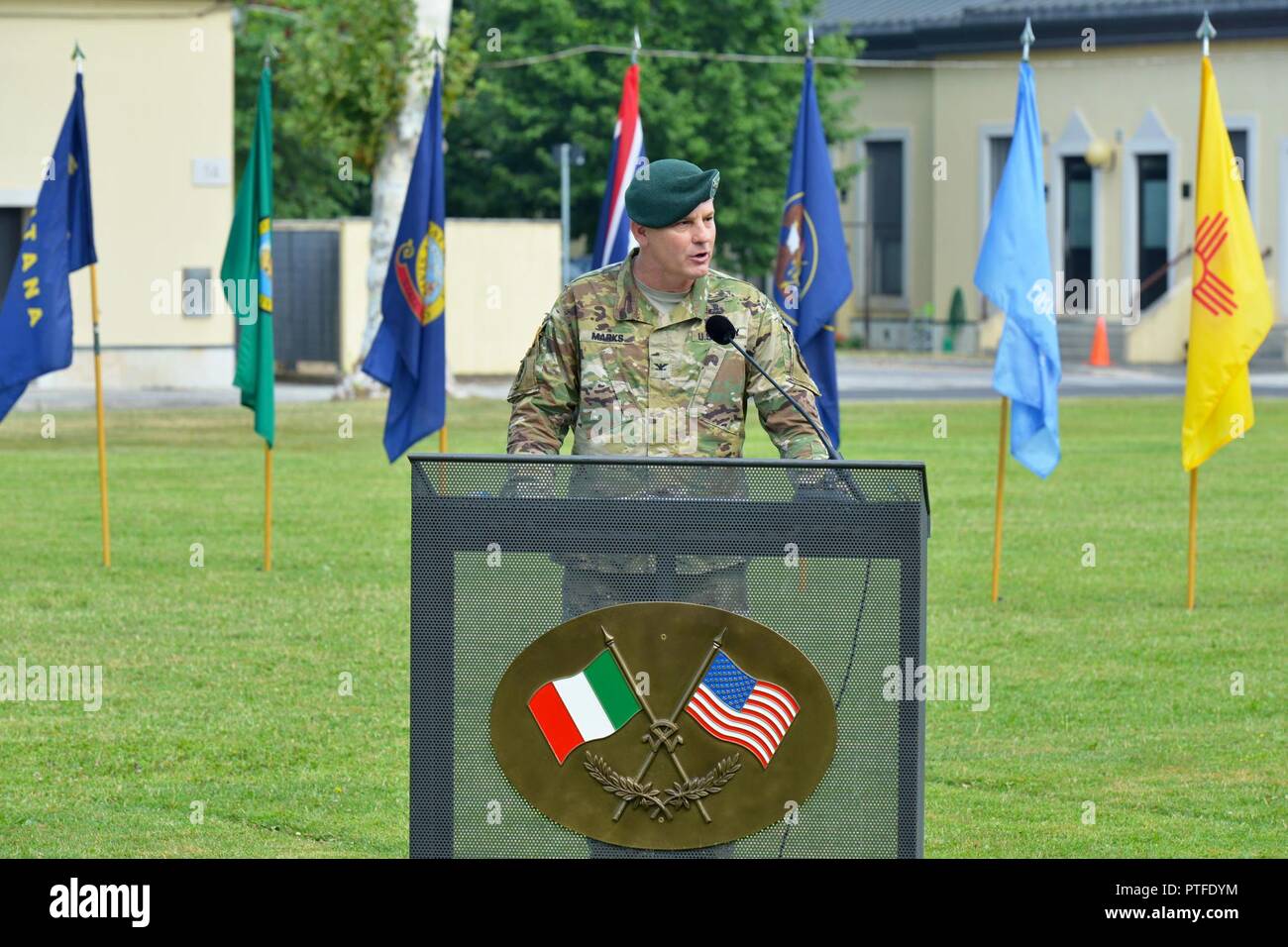 Col steven m marks hi-res stock photography and images - Alamy