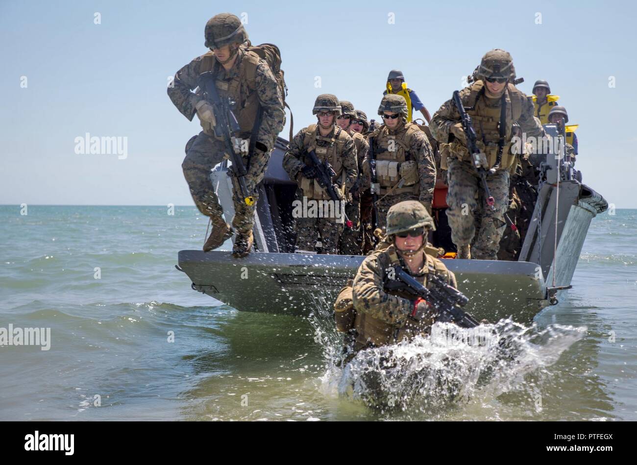 Higgins boat hi-res stock photography and images - Alamy