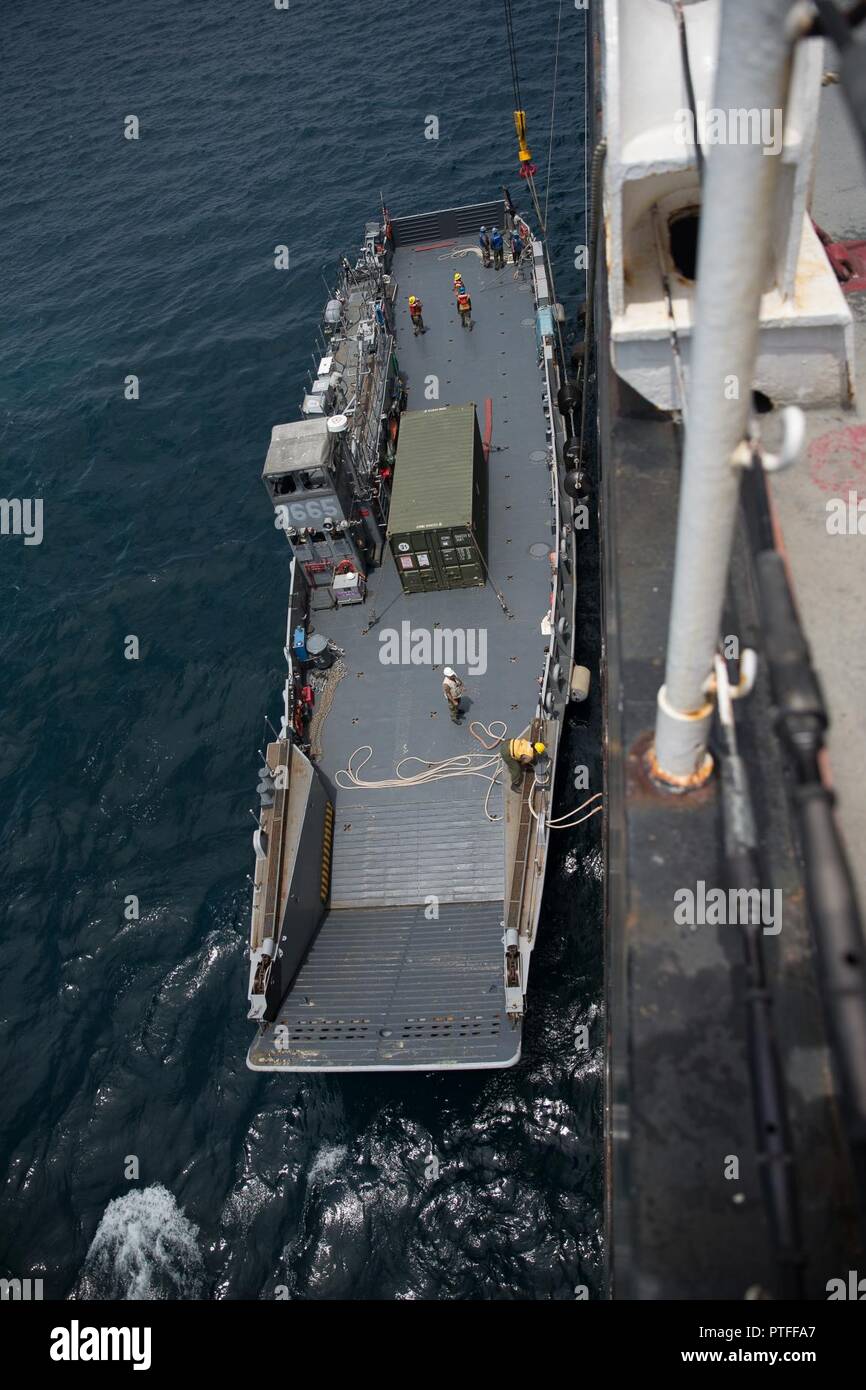 US Navy Landing Craft Utility (LCU) 1600 with Assault Craft Unit 1 ...