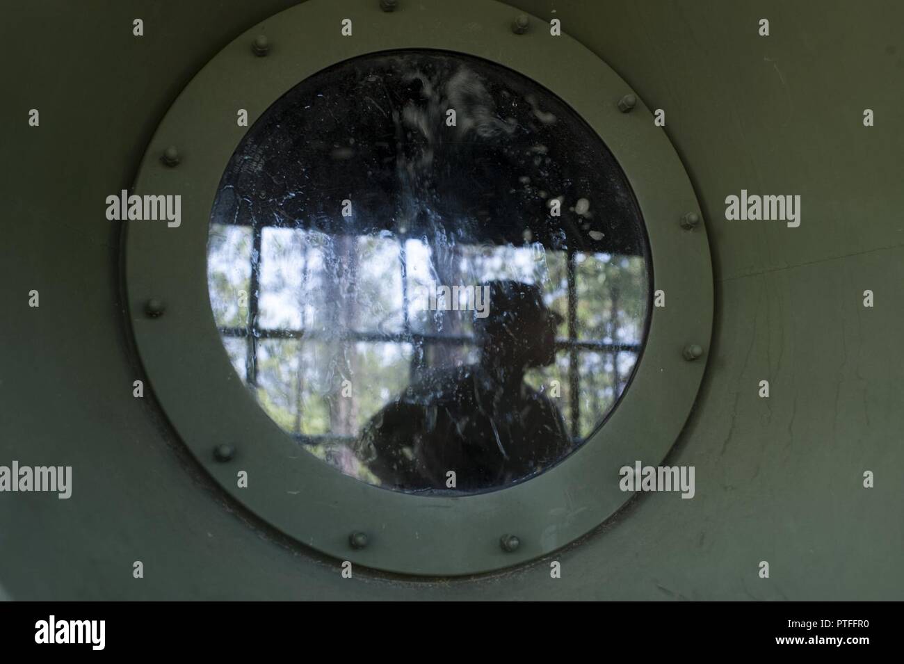 A Laundry Advanced System (LADS) operated by the U.S. Army Reserve's ...