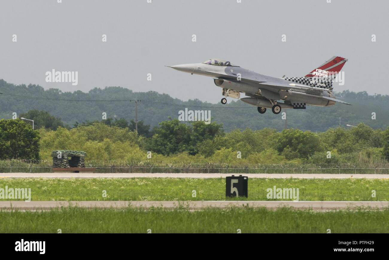 The 36th Fight Squadron Flying Fiends centennial F-16 Fighting Falcon ...