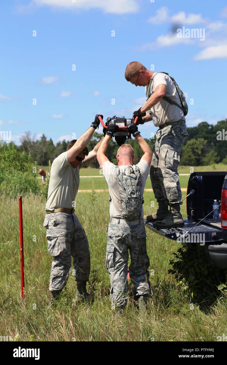 270th air traffic control squadron hi-res stock photography and images ...