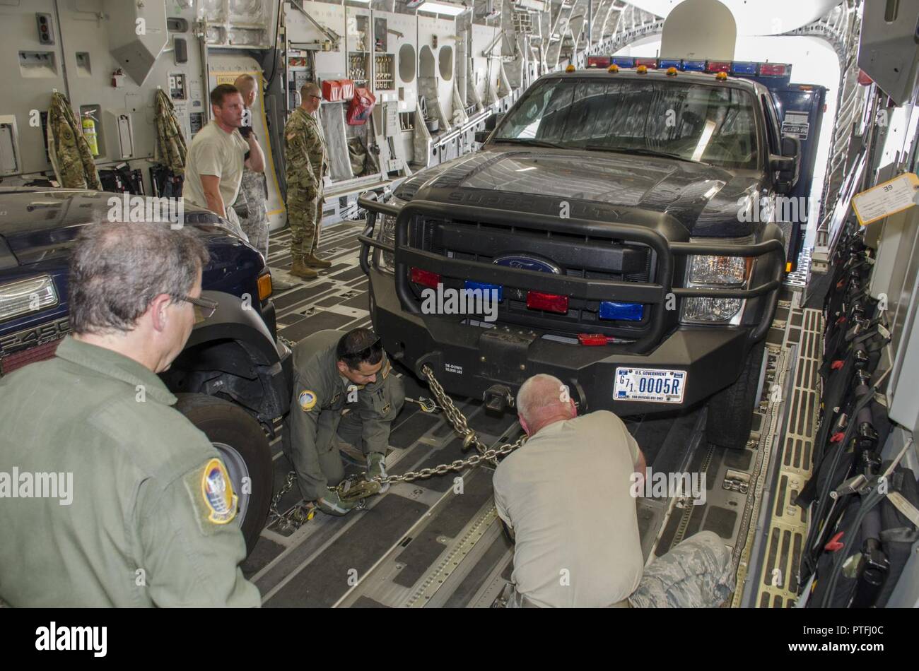 Members of the Arizona National Guard’s 91st Civil Support Team and the ...