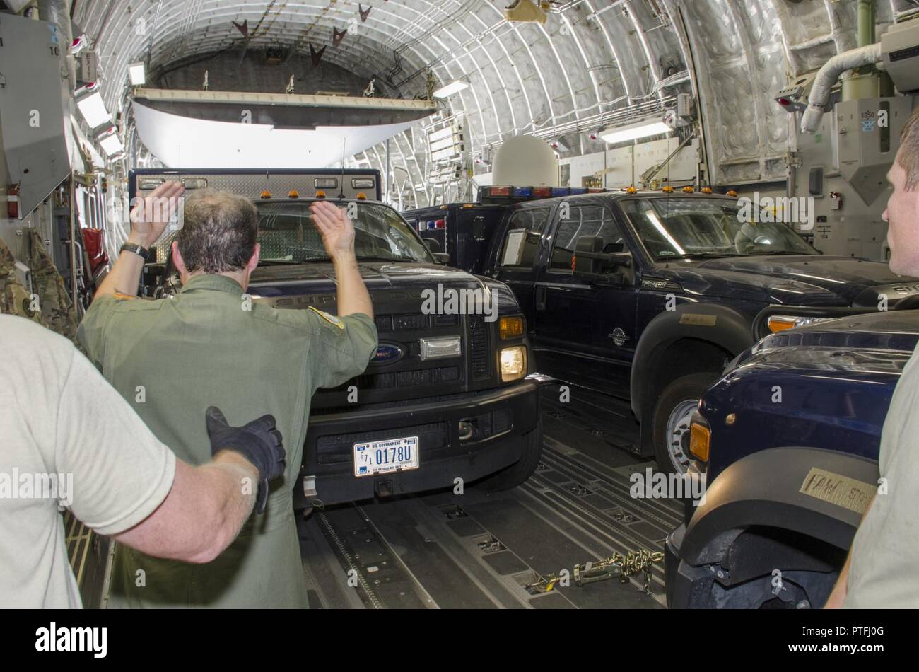 Members of the Arizona National Guard’s 91st Civil Support Team and the ...