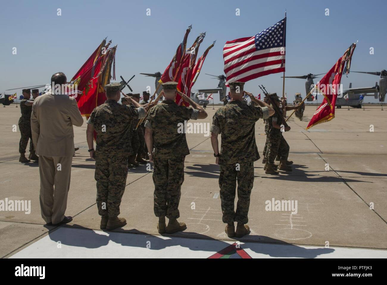 Mag 16 change hi-res stock photography and images - Alamy