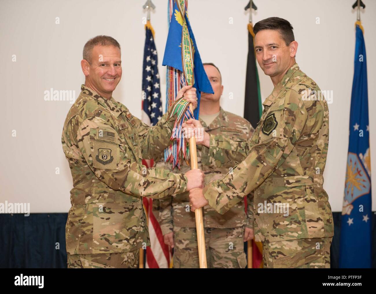 386 aew hi-res stock photography and images - Alamy