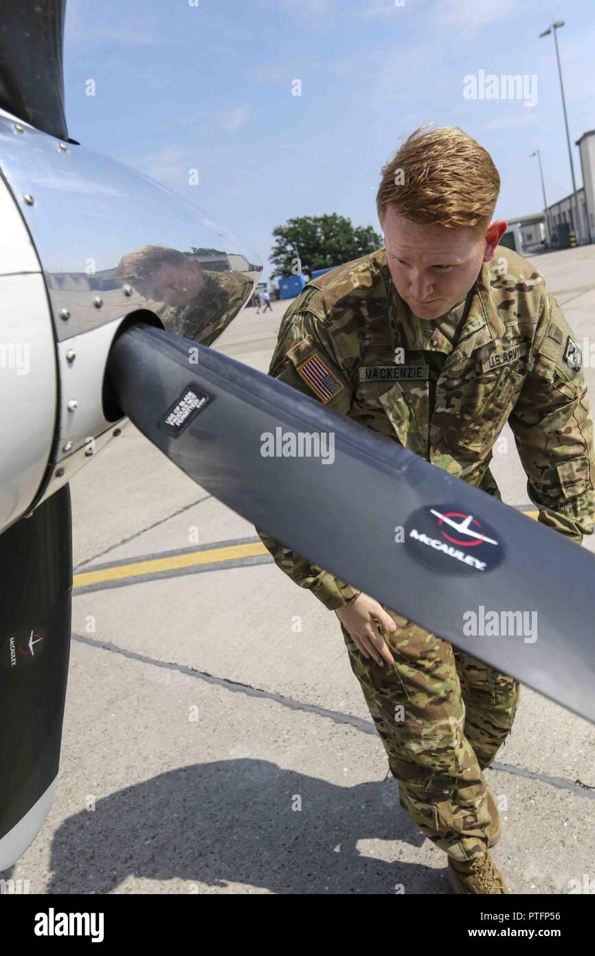 1st Lt. Matt MacKenzie, of Pittsburgh, Pa., Charlie Company, 2nd ...