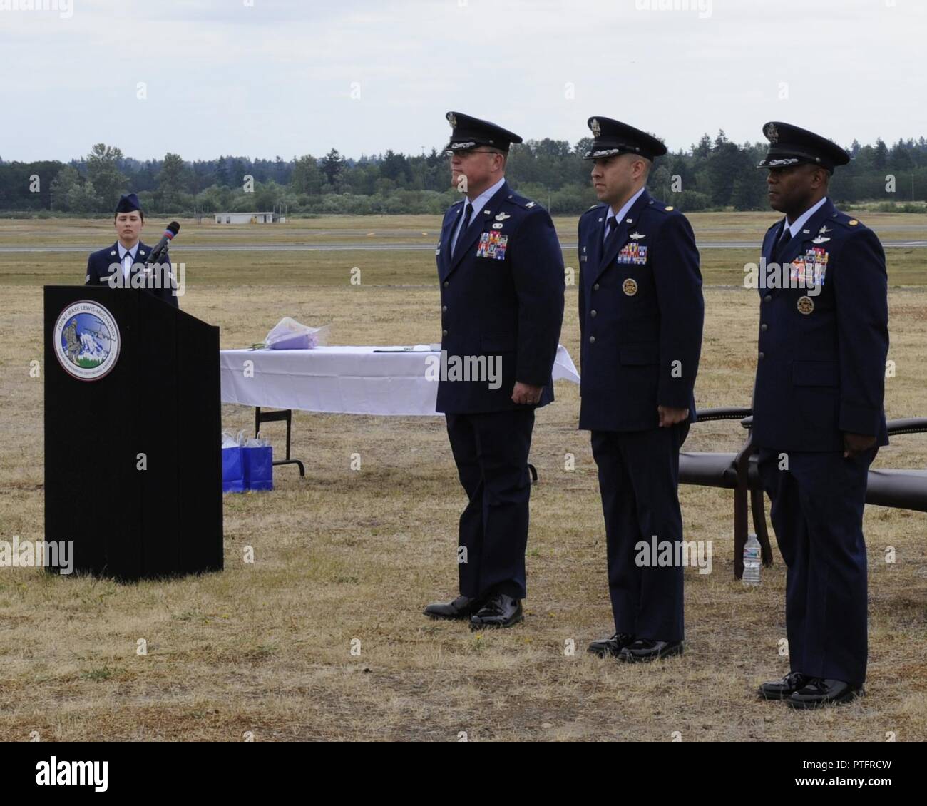 Major Robert J. Andree relinquishes command of the 627th Communications ...