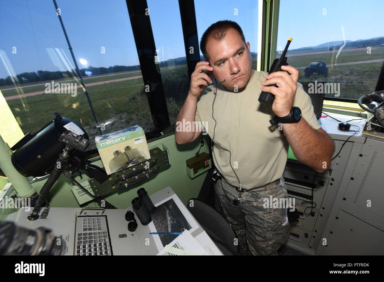 270th air traffic control squadron hi-res stock photography and images ...