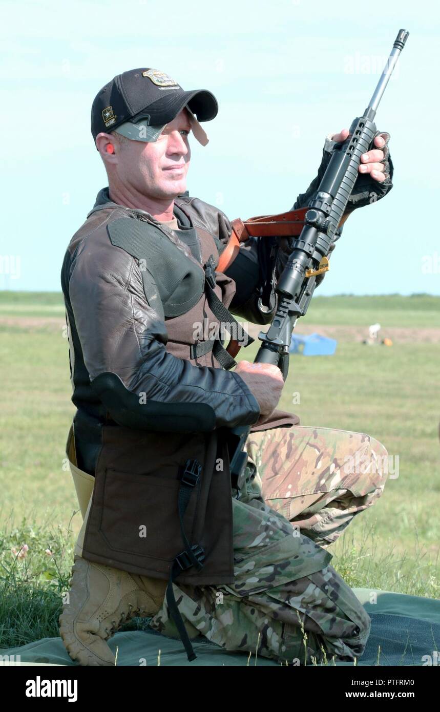 Sgt. 1st Class Brandon Green, a shooter/instructor with the U.S. Army ...