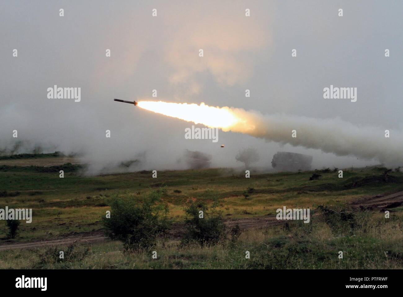 Soldiers of South Dakota Army National Guard’s 1-147th Field Artillery ...