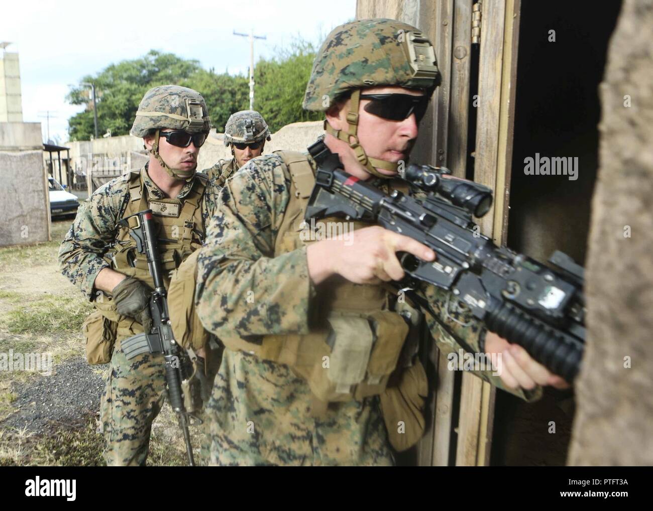 MARINE CORPS TRAINING AREA BELLOWS, HAWAII – Marines with Company B ...