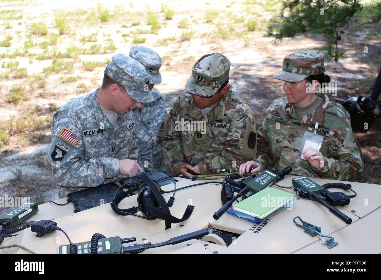 Soldiers from Fort Benning Mission Command Center of Excellence and the ...