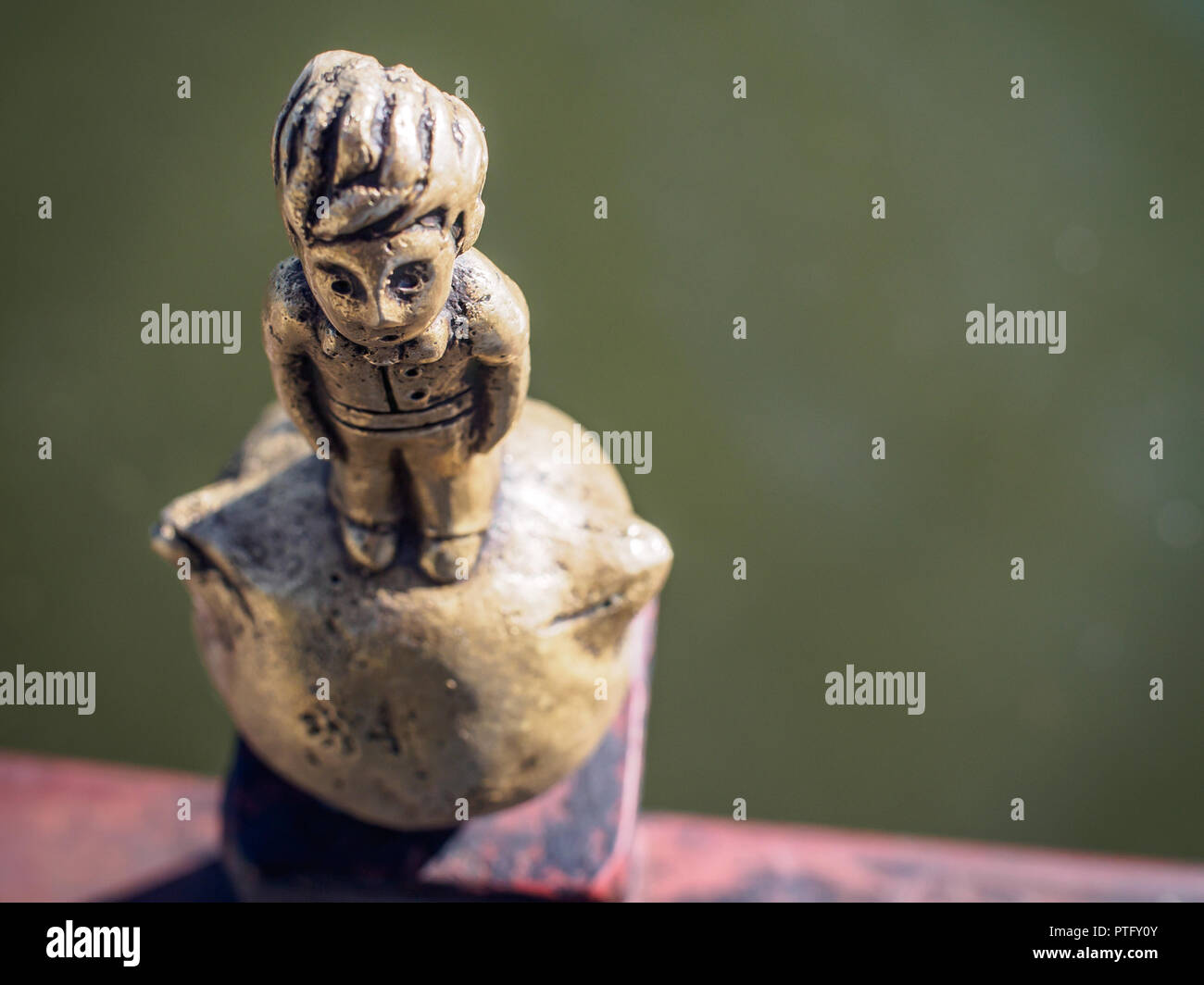 Le petit prince statue hi-res stock photography and images - Alamy