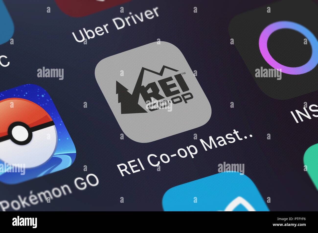 Rei co op mastercard hi-res stock photography and images - Alamy