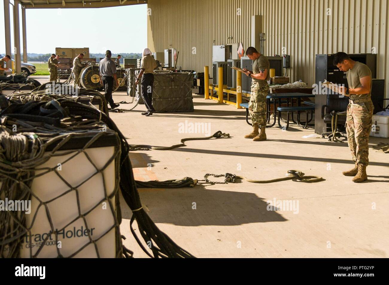 Slicc hi-res stock photography and images - Alamy