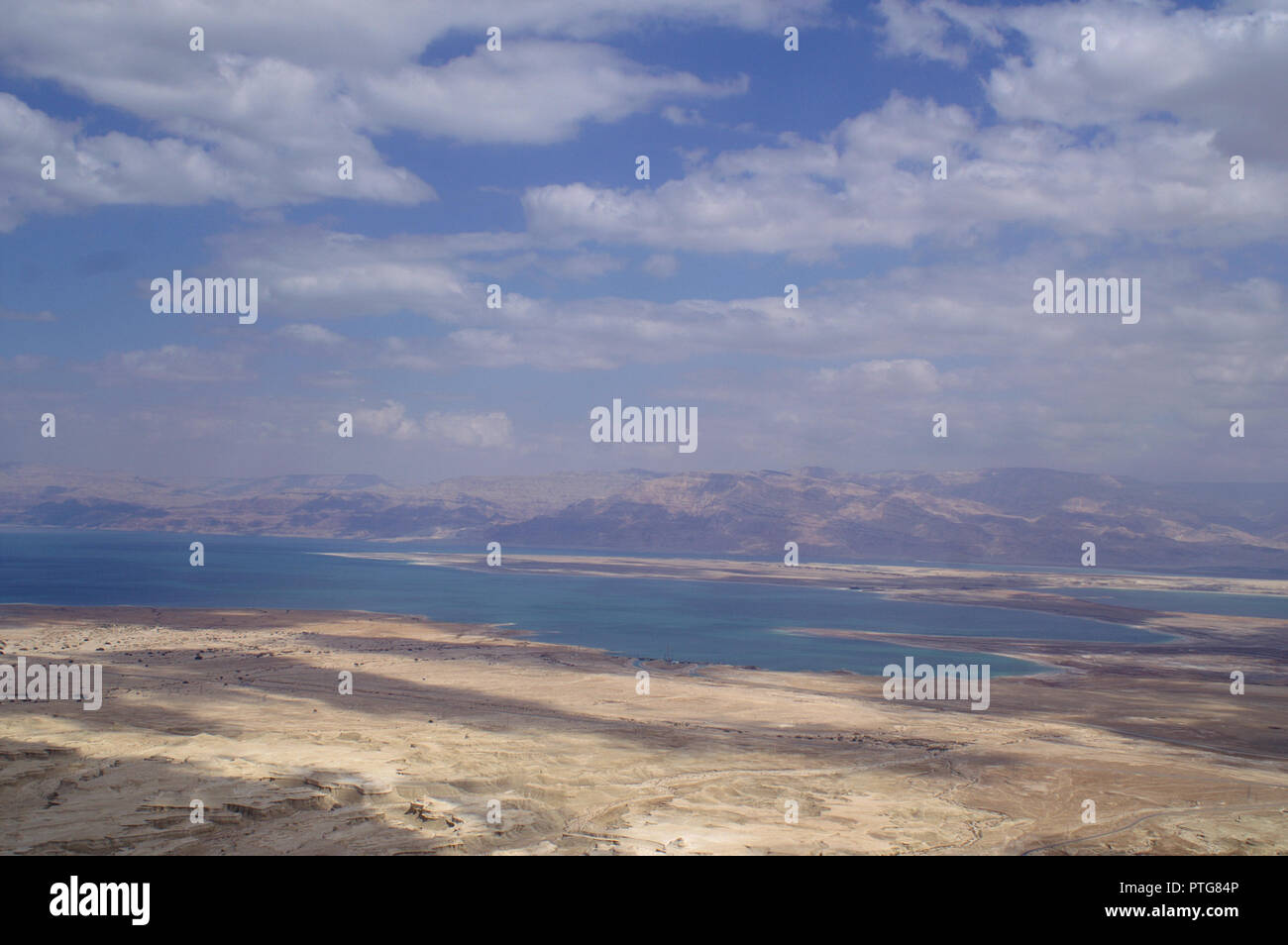 Colors of the Dead Sea Stock Photo - Alamy