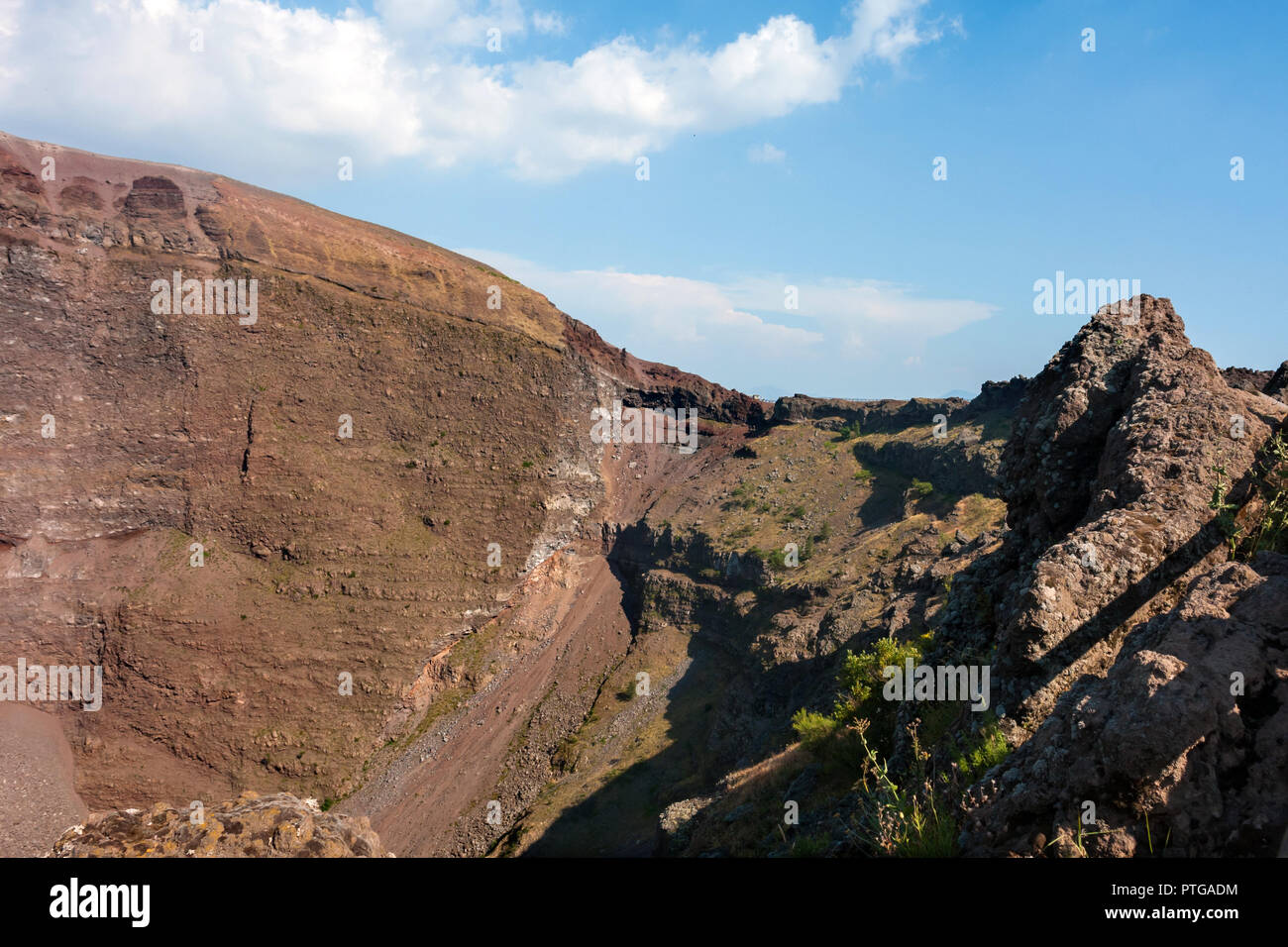 Crater volcano mount vesuvius above hi-res stock photography and images ...