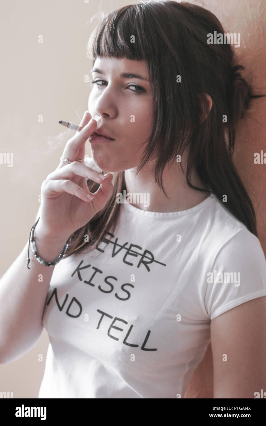 isvebalbio: Raucherin sucht raucher