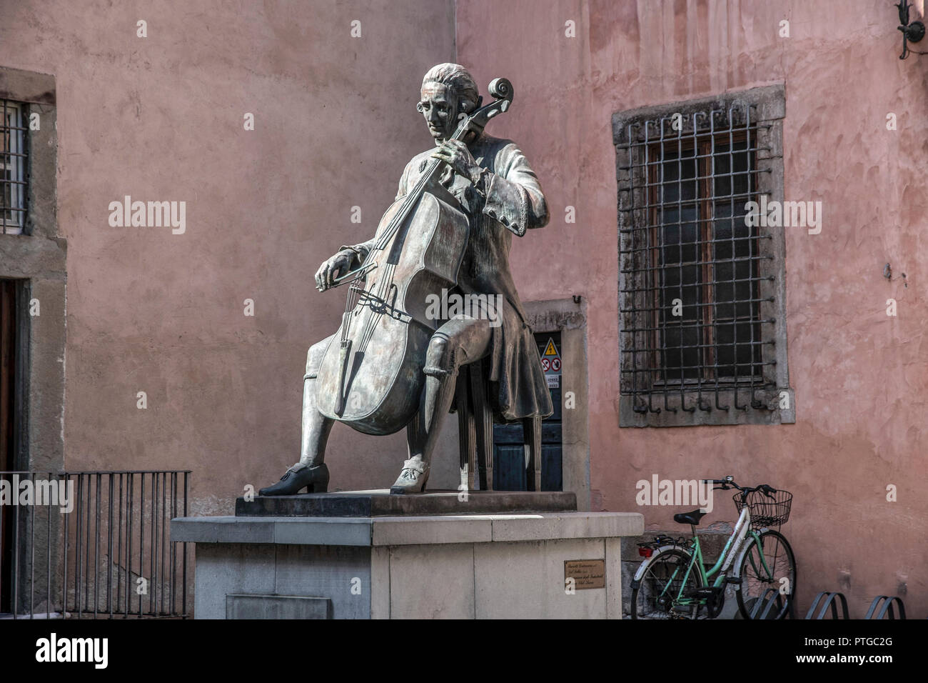 Monument to the composer Luigi Boccherini, Lucca, Tuscany, Italy Stock ...