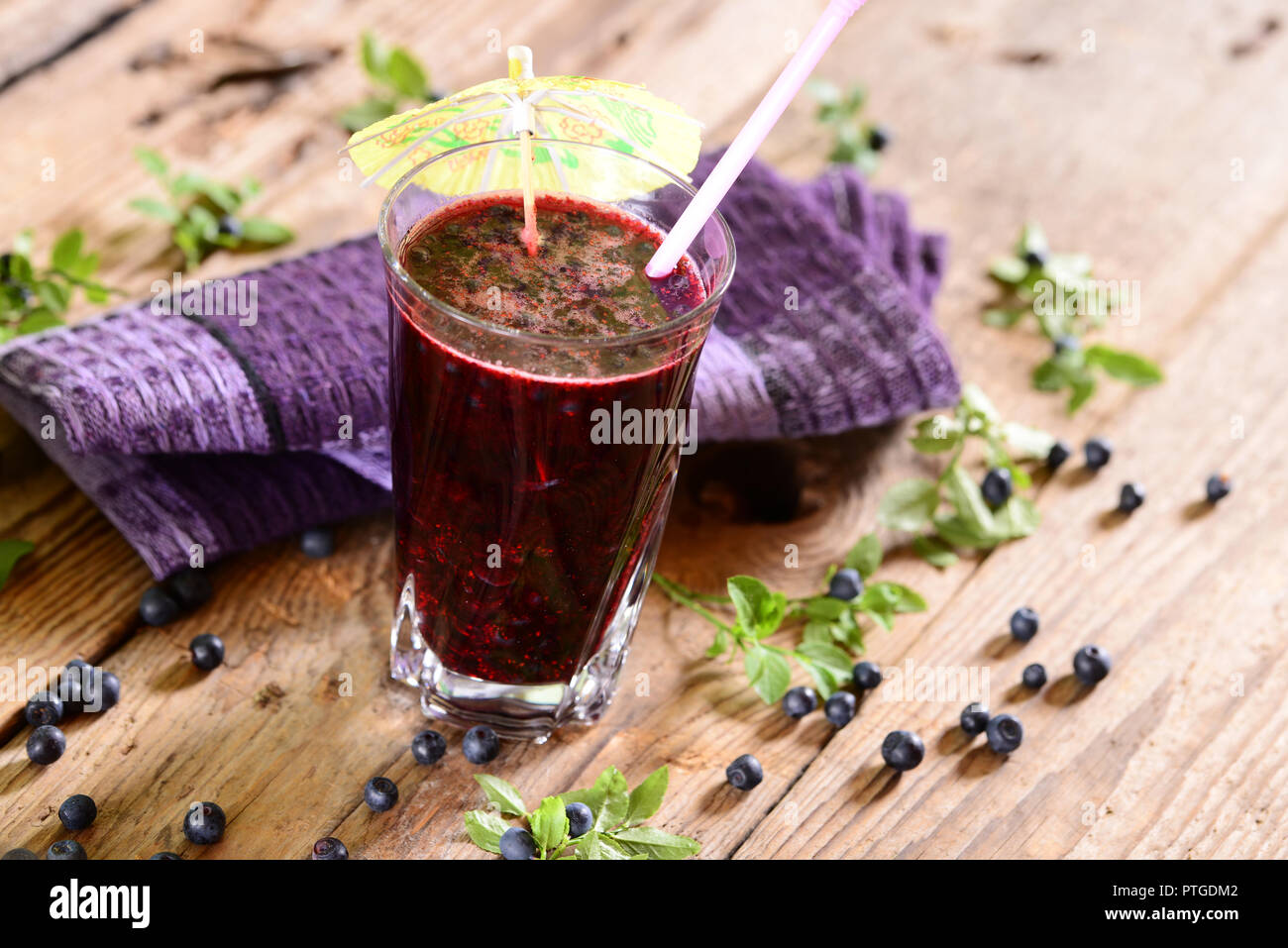 Blueberries juice hi-res stock photography and images - Alamy