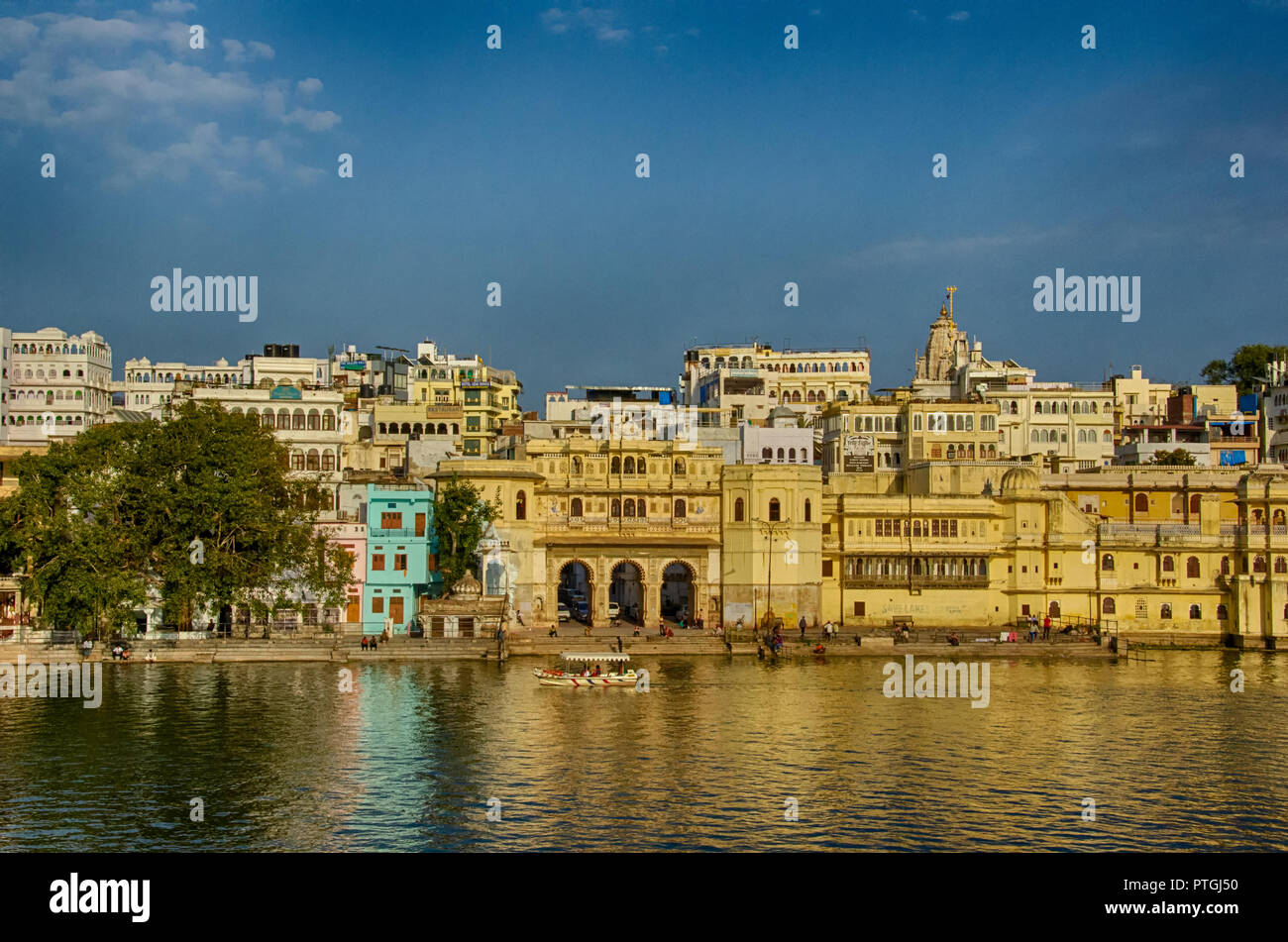 Rajasthan river hi-res stock photography and images - Alamy
