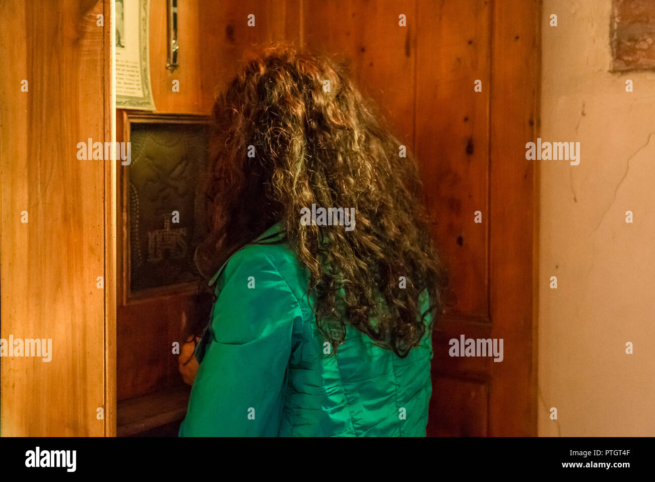 Confessing your sins hi-res stock photography and images - Alamy