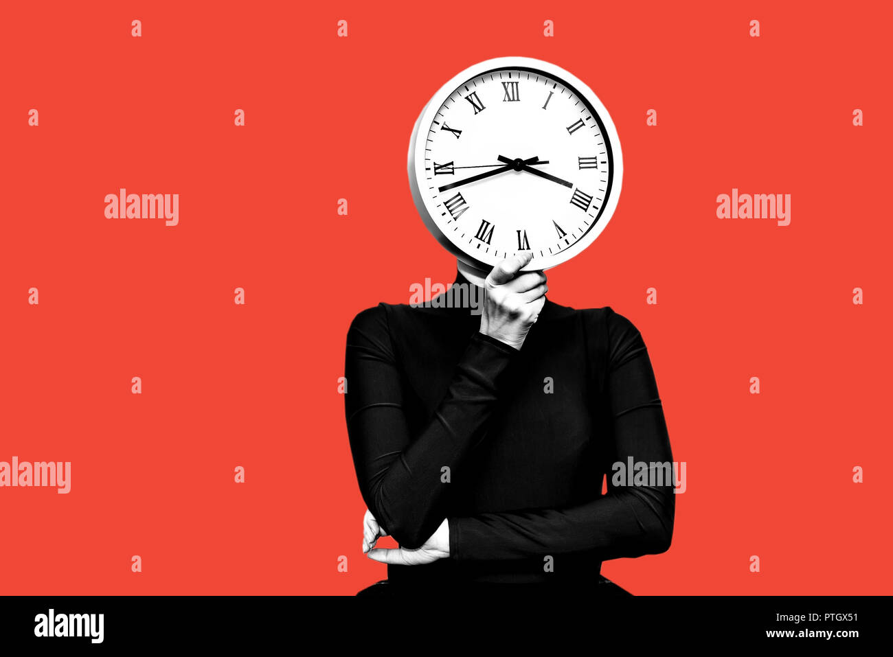 Clock face red hands hi-res stock photography and images - Alamy