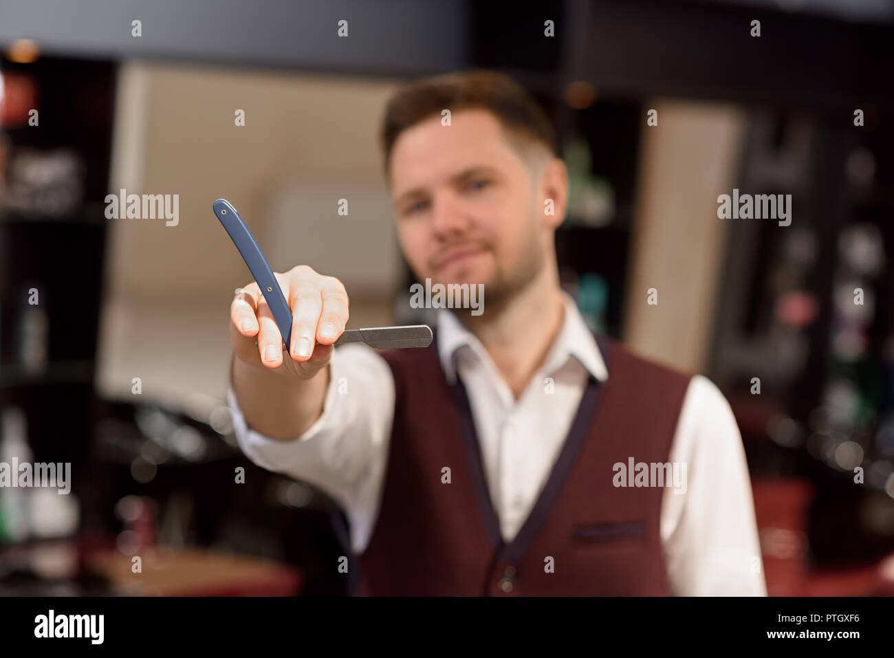 One chair barbershop hi-res stock photography and images - Alamy