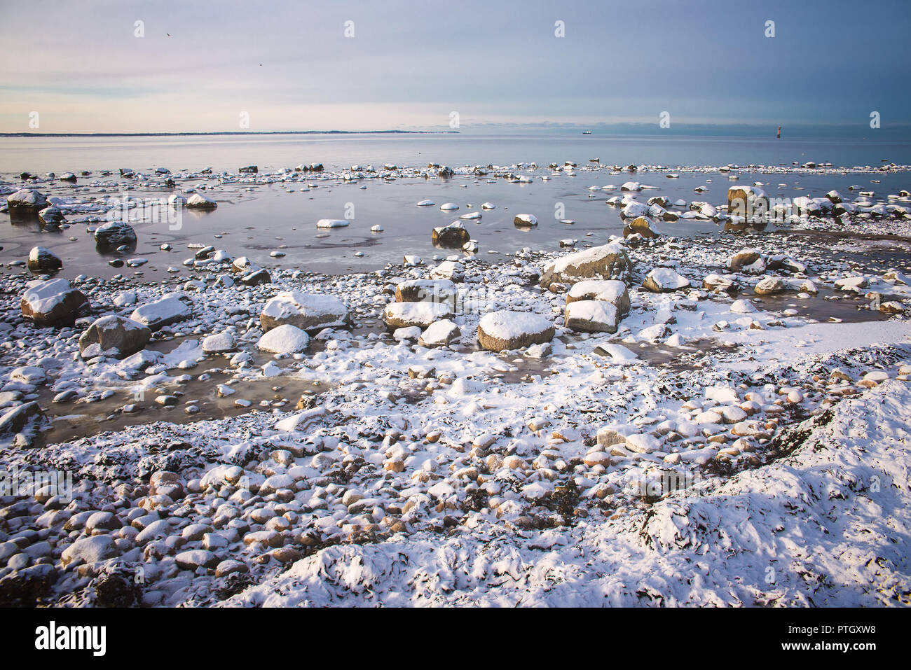 Sky and sea nature landscape hi-res stock photography and images - Alamy