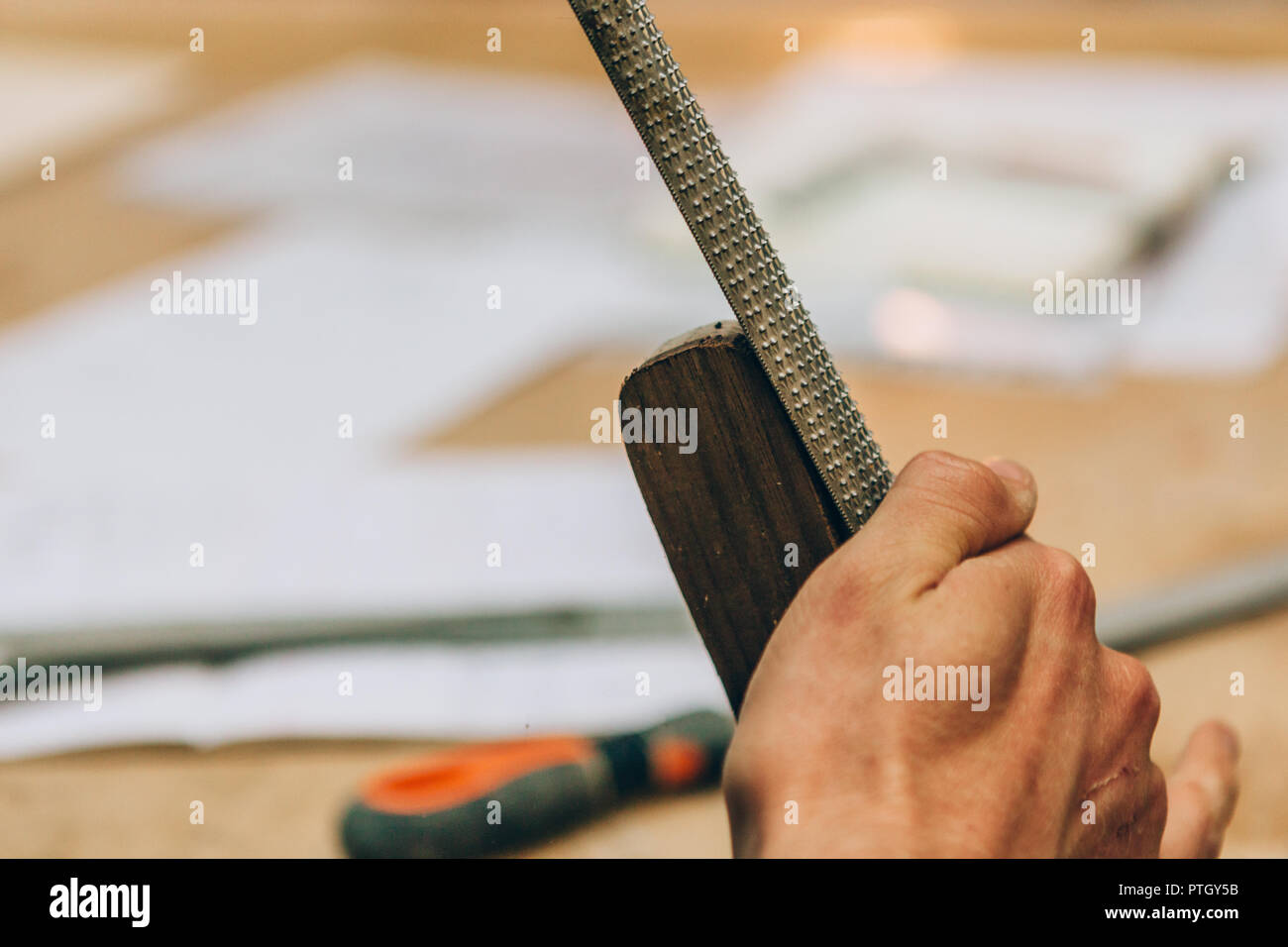 Manual craft hi-res stock photography and images - Alamy