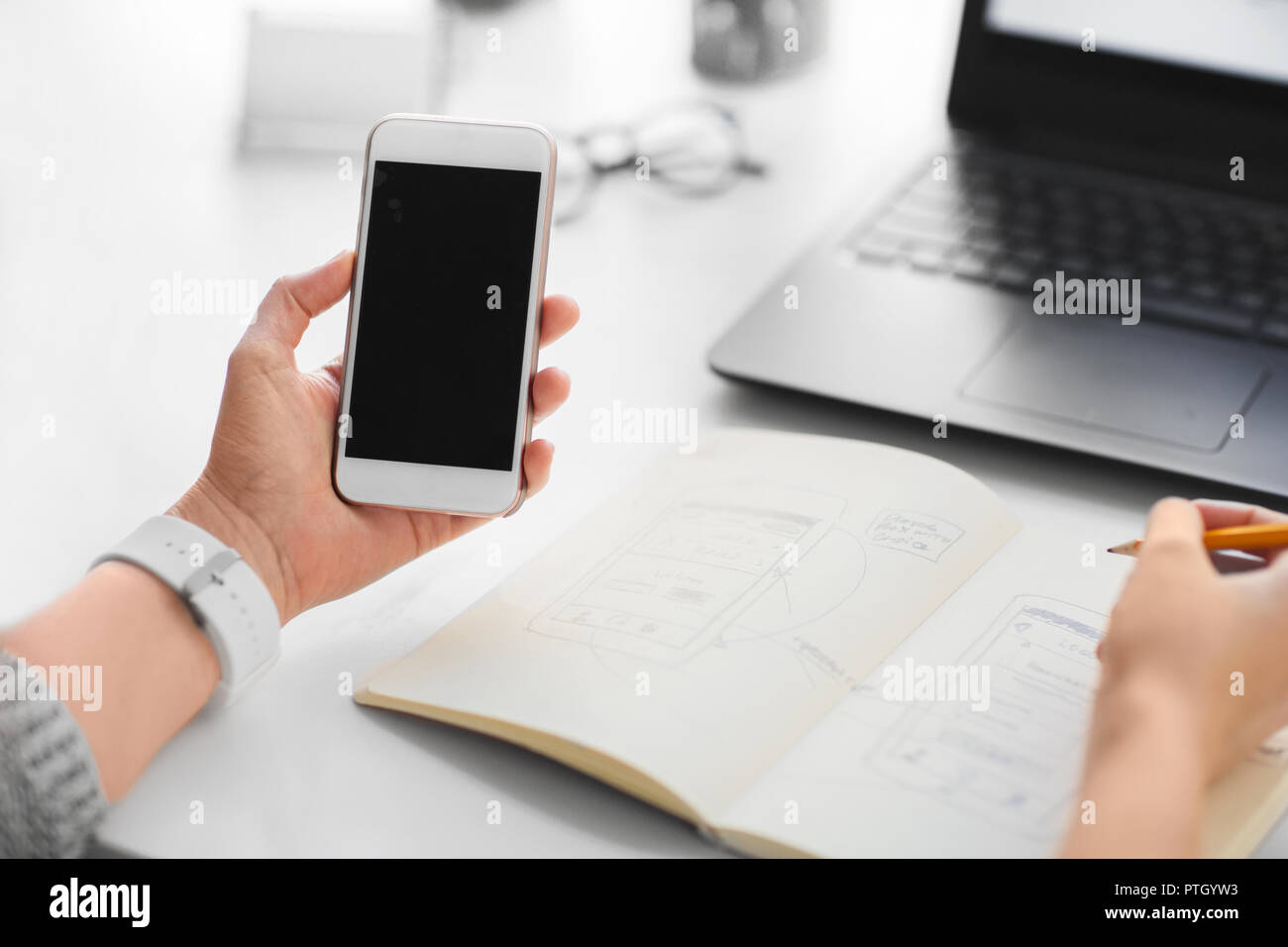 Ui ux web interface hi-res stock photography and images - Alamy