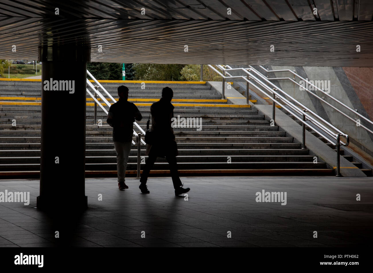 Women in underpass hi-res stock photography and images - Alamy
