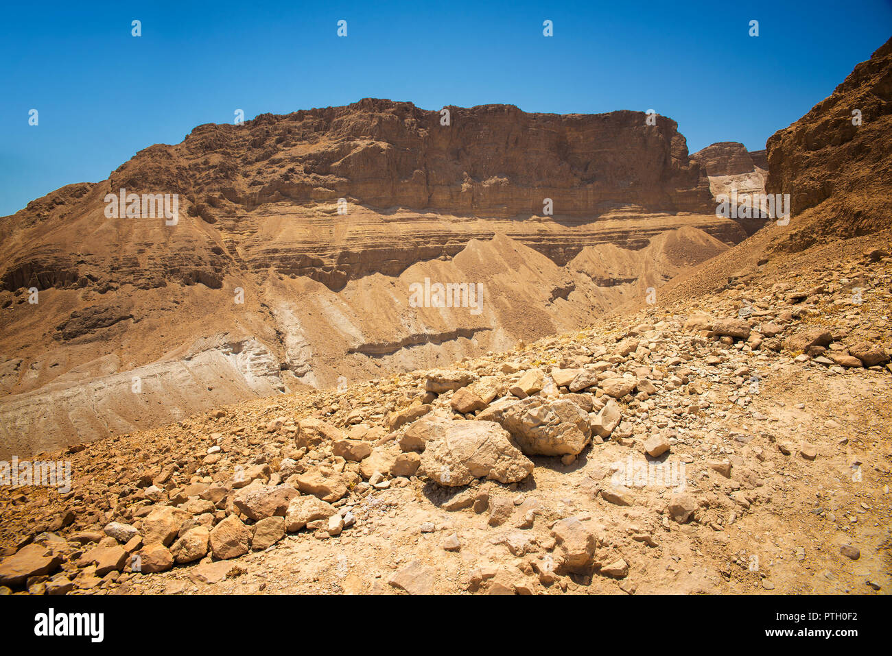 Beautiful landscape view dry nature hi-res stock photography and images ...